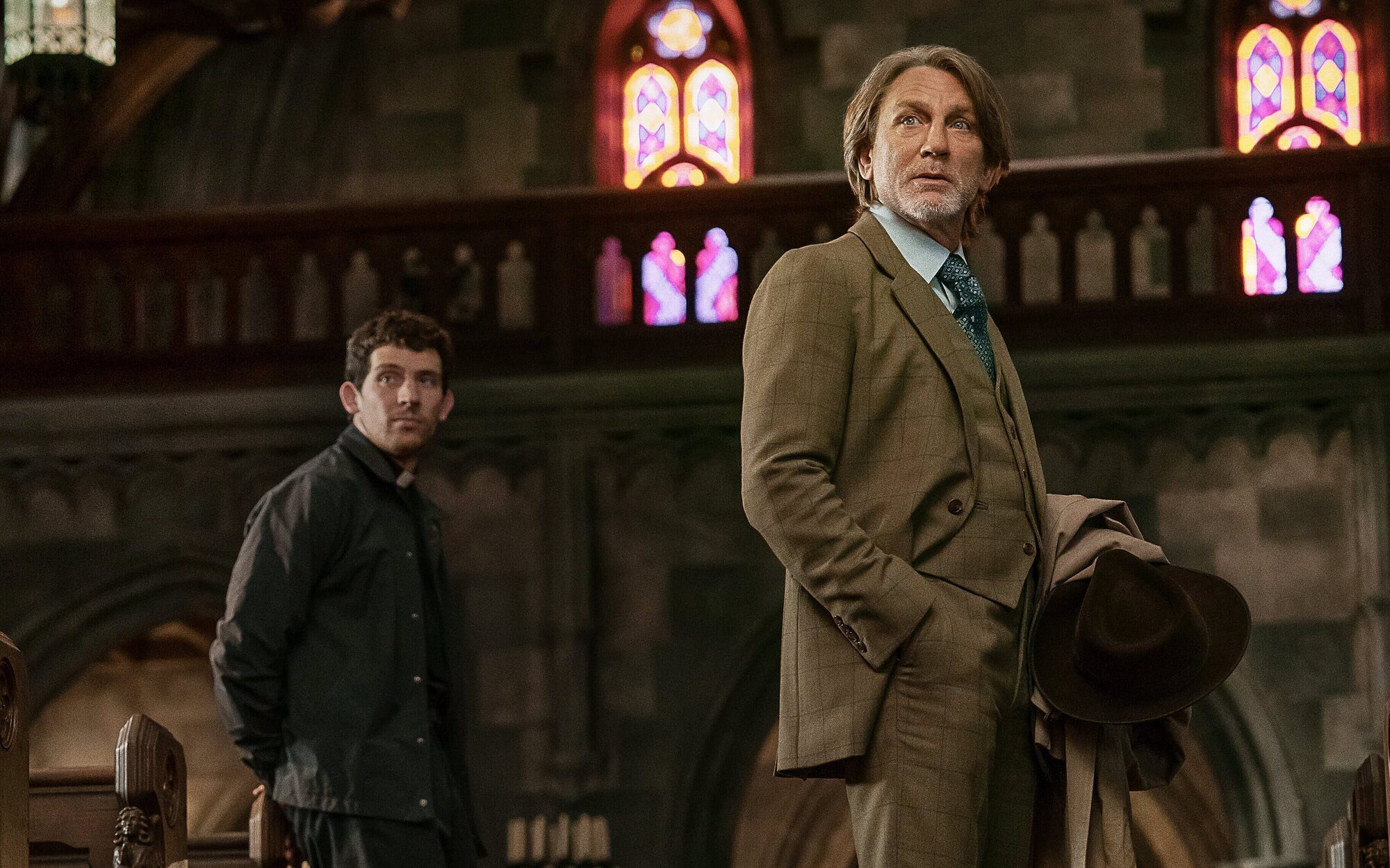 El avance de 'Puñales por la espalda: El misterio de Lázaro' presenta ...