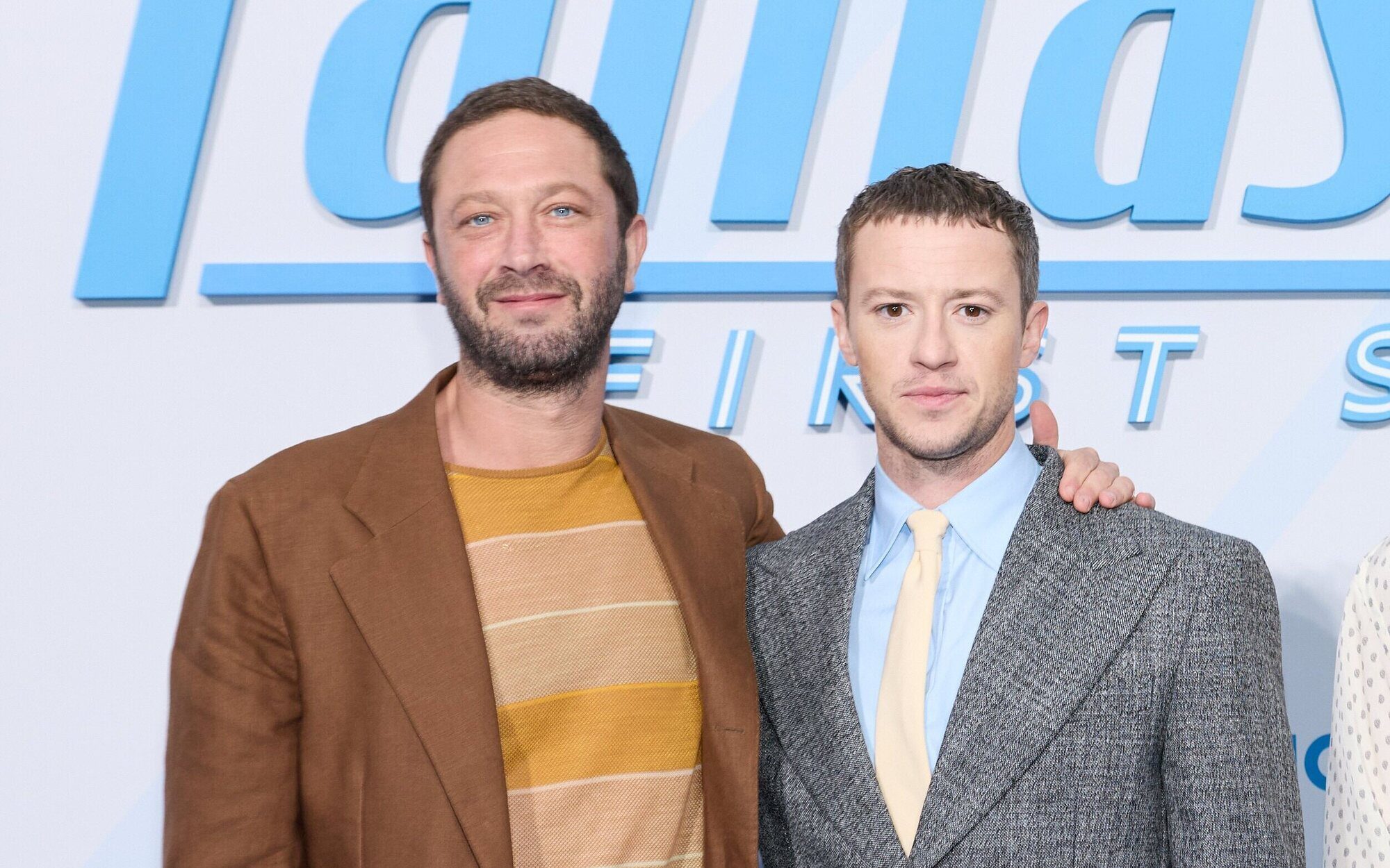 Joseph Quinn y Ebon Moss-Bachrach revelan los secretos de 'Los 4 ...